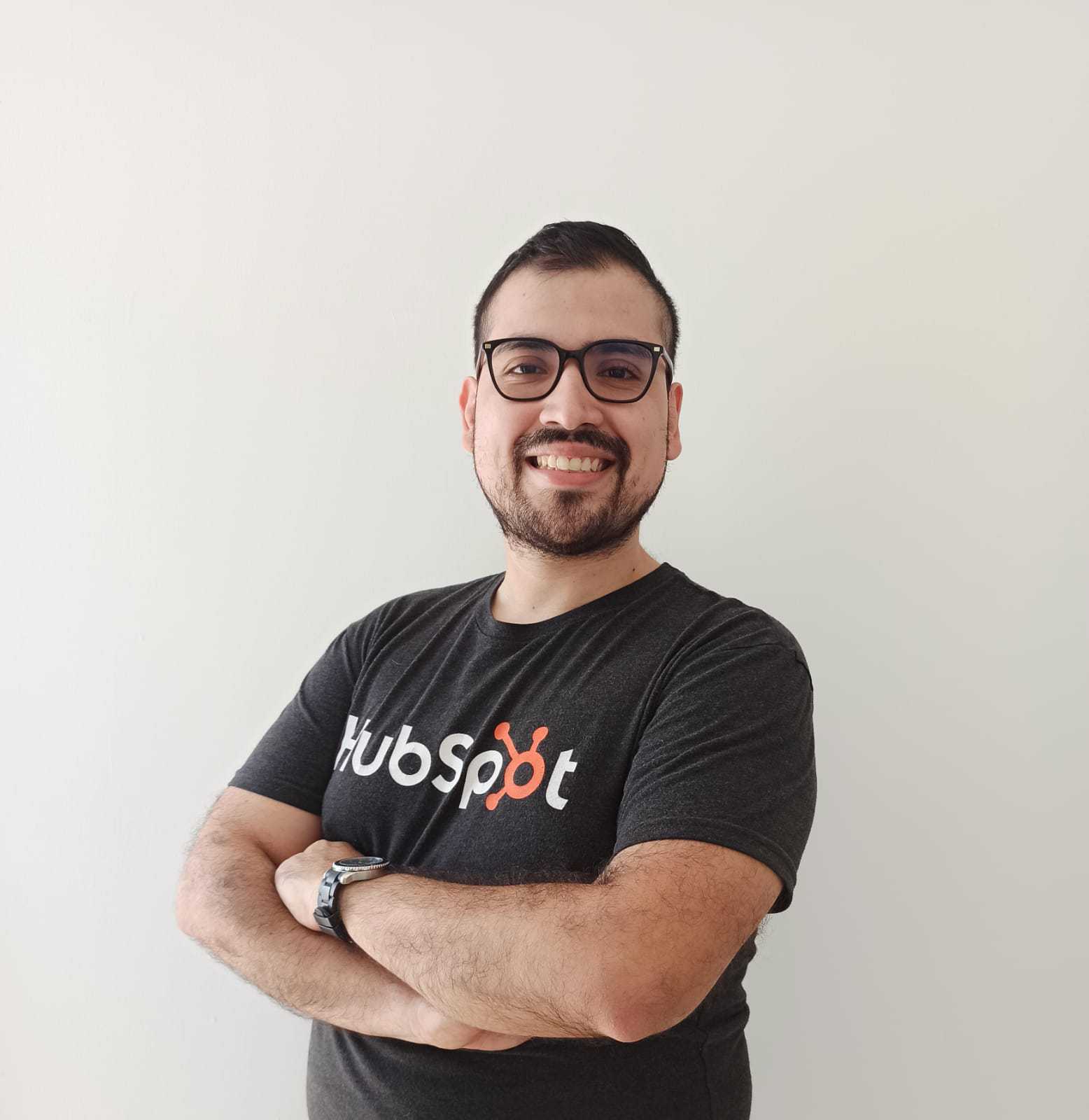 What Jorge Learned in One Year at George B. Thomas LLC: A Journey of ...